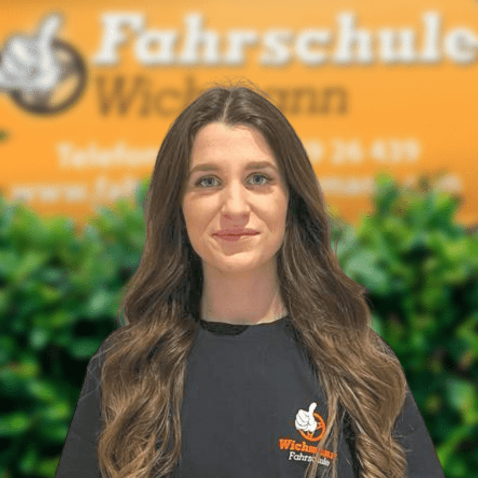 Ueber Unsere Fahrschule in Delmenhorst - Fahrschule Wichmann Delmenhorst - Autoführerschein LKW ...