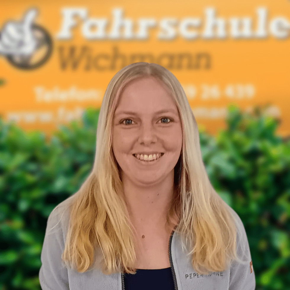 Ueber Unsere Fahrschule in Delmenhorst - Fahrschule Wichmann Delmenhorst - Autoführerschein LKW ...